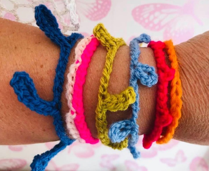 What is a latch hook? – Crochet Art Home page
